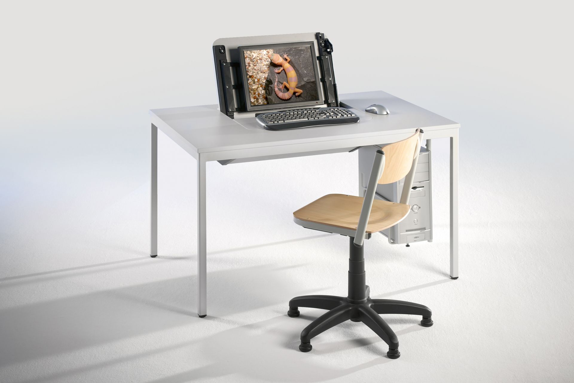 Computertisch mit versenkbarem Monitor | Niesky Möbelshop